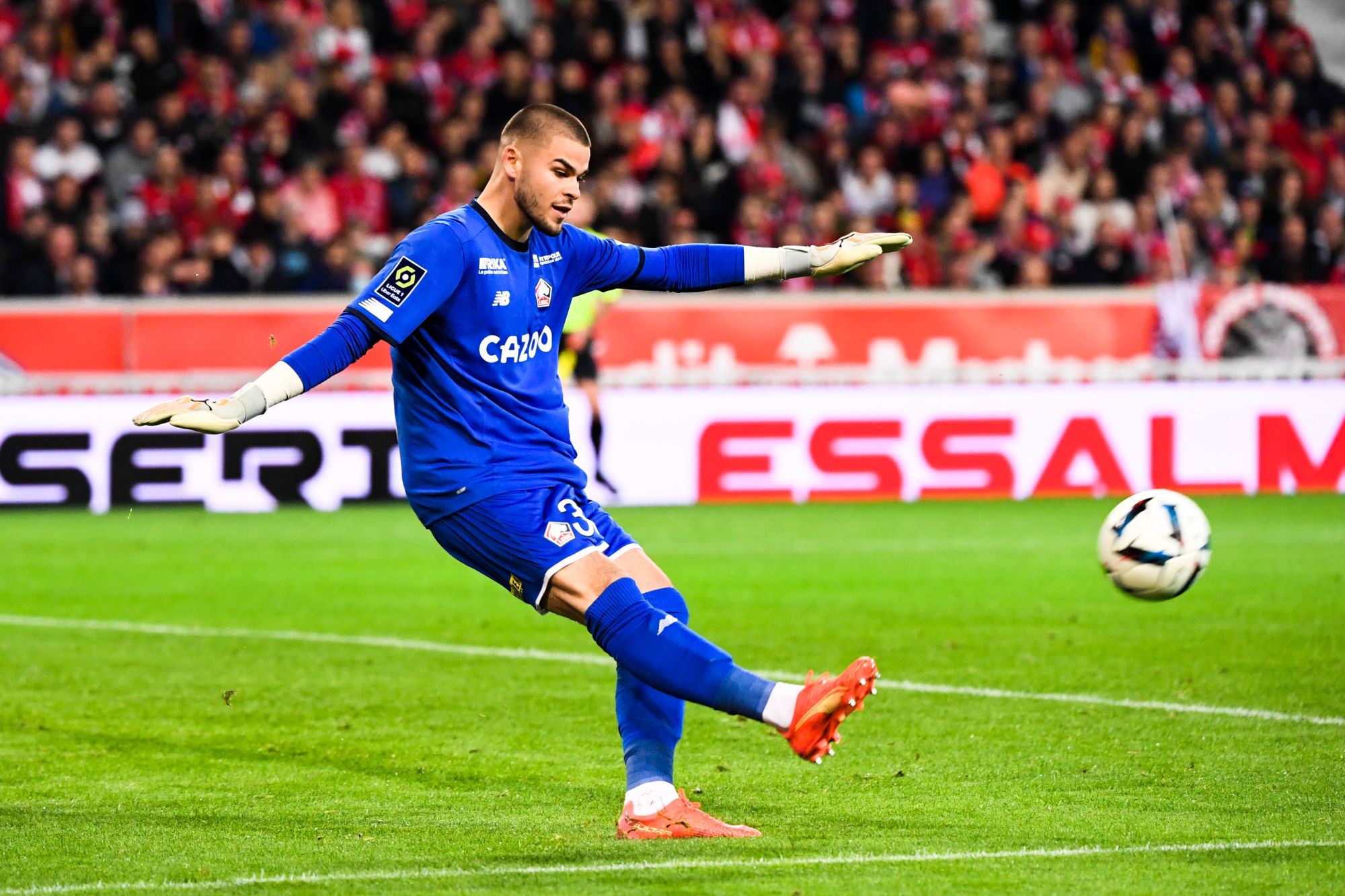 Lucas Chevalier (LOSC) annoncé vers un immense club anglais — foot11.com