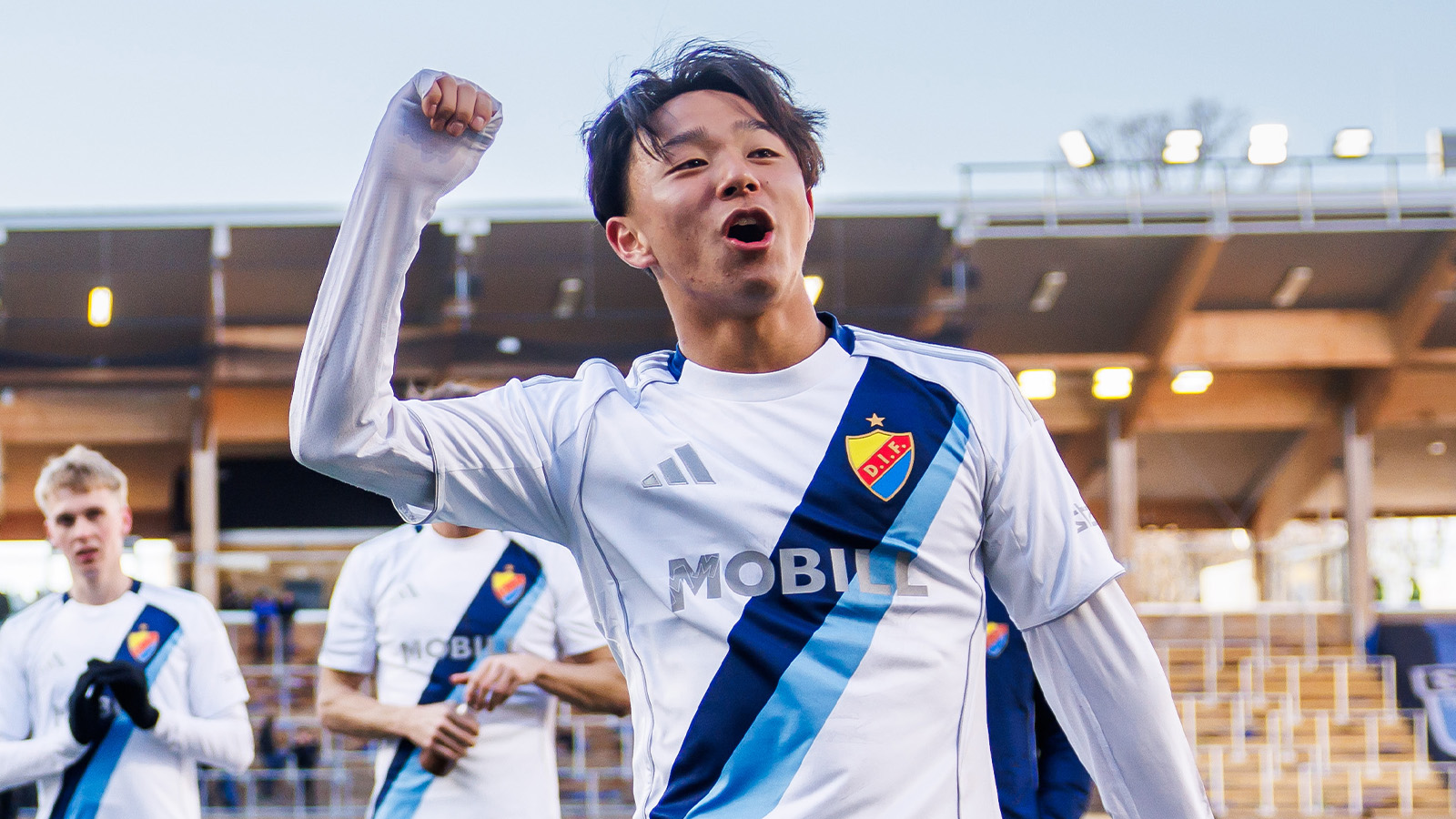 Grosse surprise, le PSG fonce sur un phénomène japonais — foot11.com